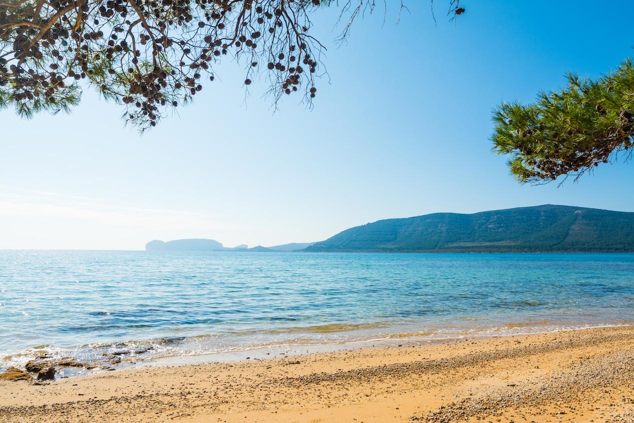 5 of the best beaches in Alghero | Try Somewhere New