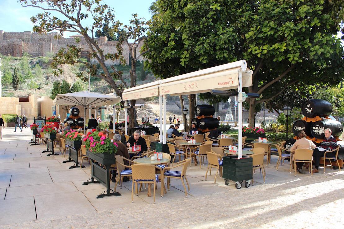 Malaga Nightlife – Best pubs & clubs | Try Somewhere New