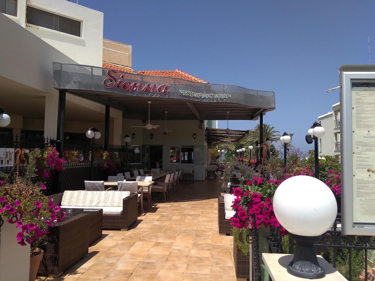 A Foodie’s Guide to Paphos | Try Somewhere New