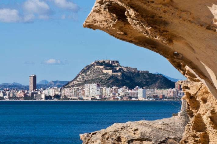 Cheap flights to Alicante (ALC) from £14.99 | Ryanair.com
